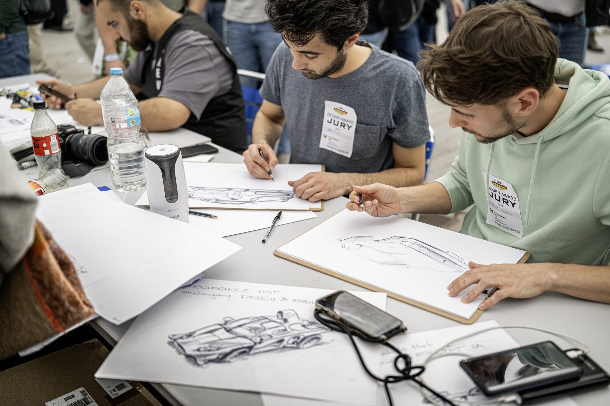 Design Award presentation & live drawing by students from the ...